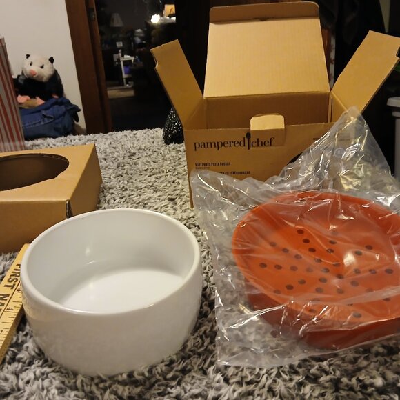 Pampered Chef | Kitchen | Nwt Pampered Chef Microwave Pasta Cooker New ...